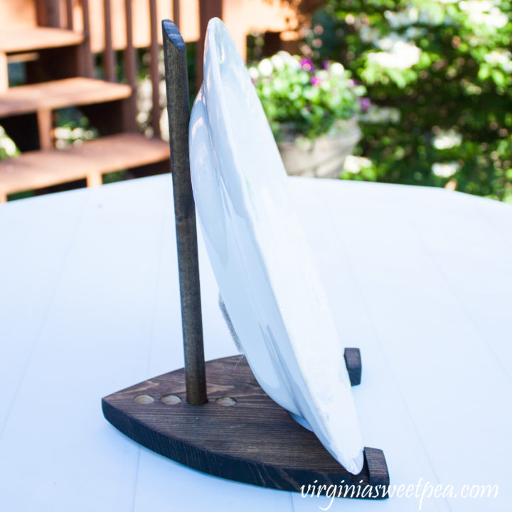 DIY Adjustable Wood Display Stand for Plates or Art - Sweet Pea