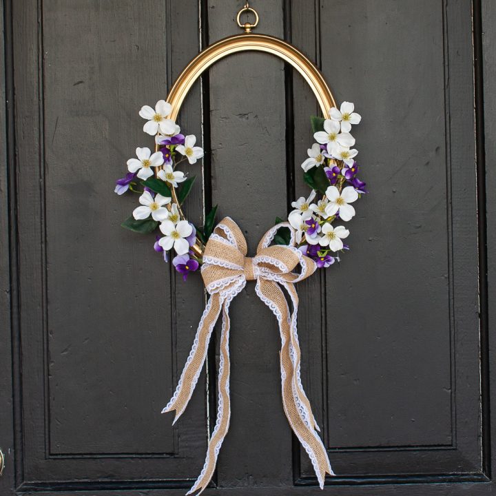 DIY Picture Frame Spring Wreath - Sweet Pea