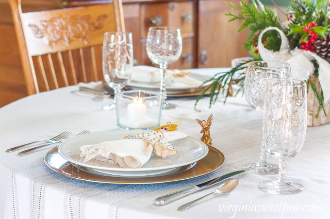 Angel Themed Christmas Table - Sweet Pea