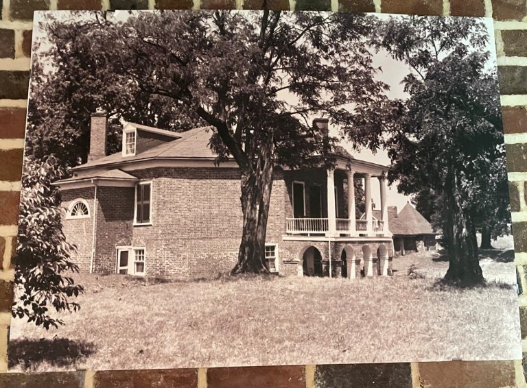 Touring Poplar Forest - Summer Home of Thomas Jefferson - Sweet Pea
